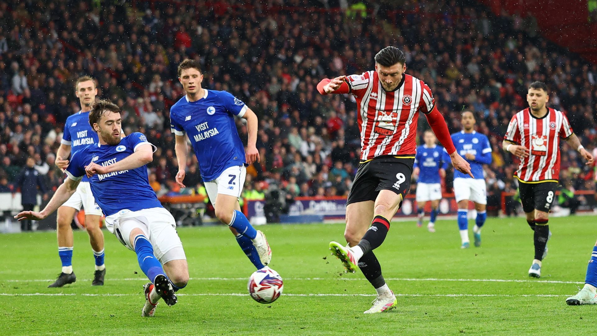 The issue that is stopping Wrexham signing Sheffield United striker ...