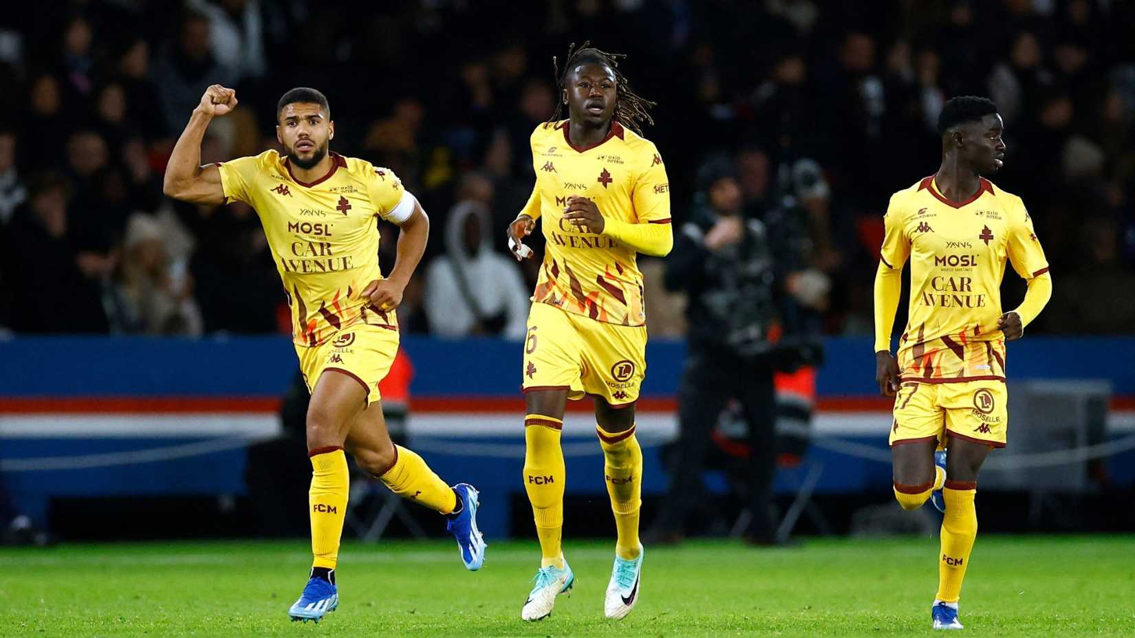 How much Norwich City are paying to sign Pape Diallo from under Watford ...