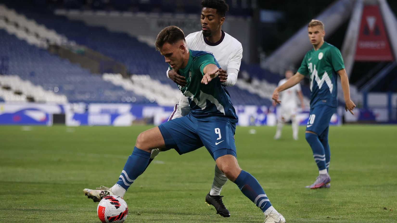 Oxford United set sights on Slovenian striker Nik Prelec