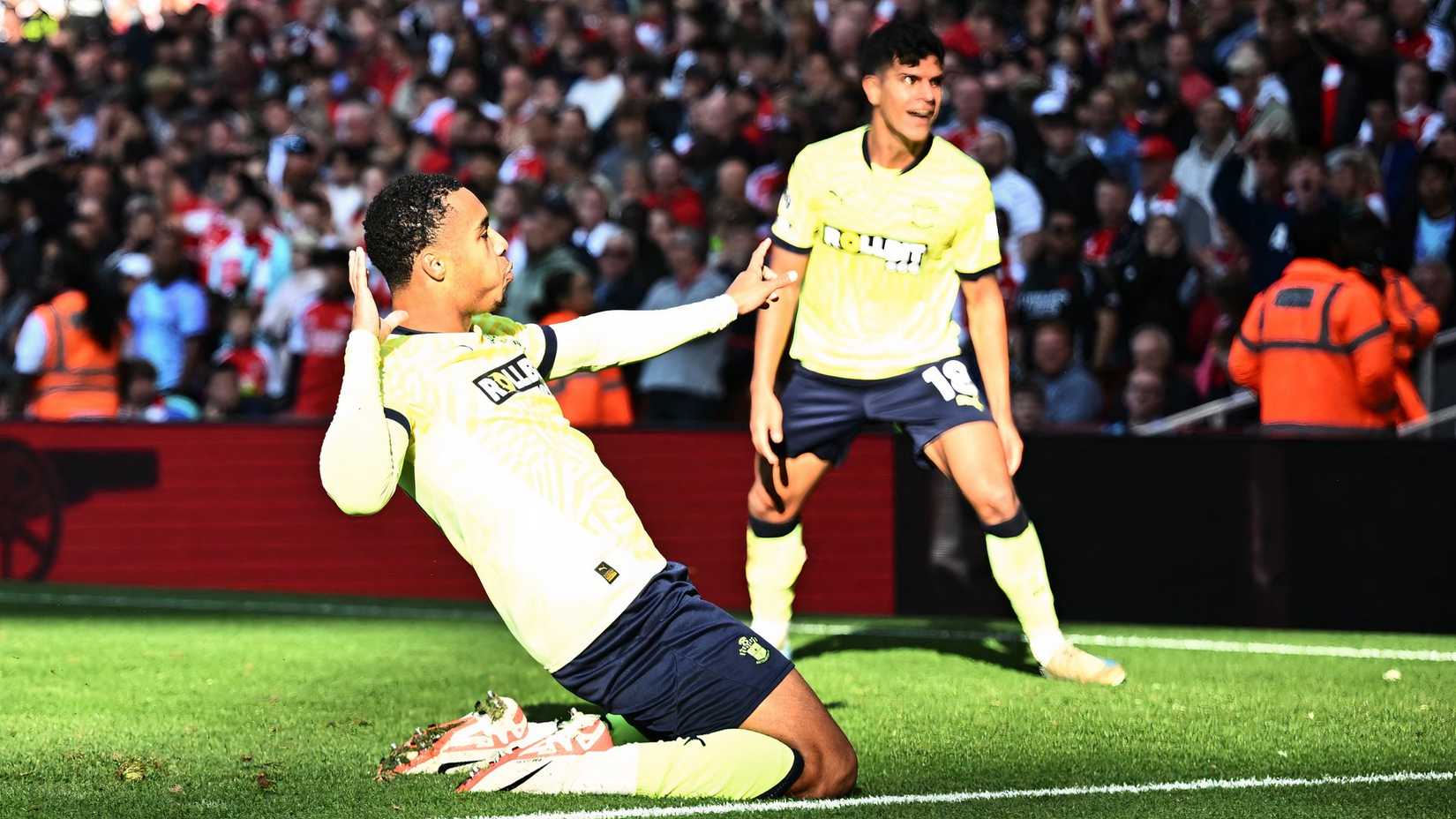 PSV plot move for Southampton FC forward Cameron Archer