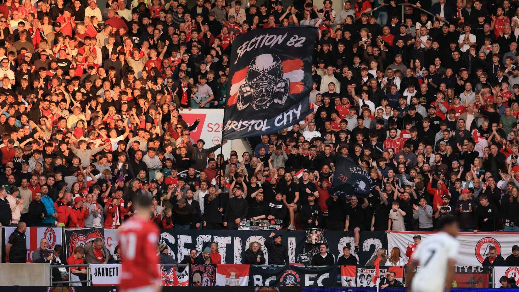 All 24 EFL Championship clubs ranked by AI on how nice their fans are ...
