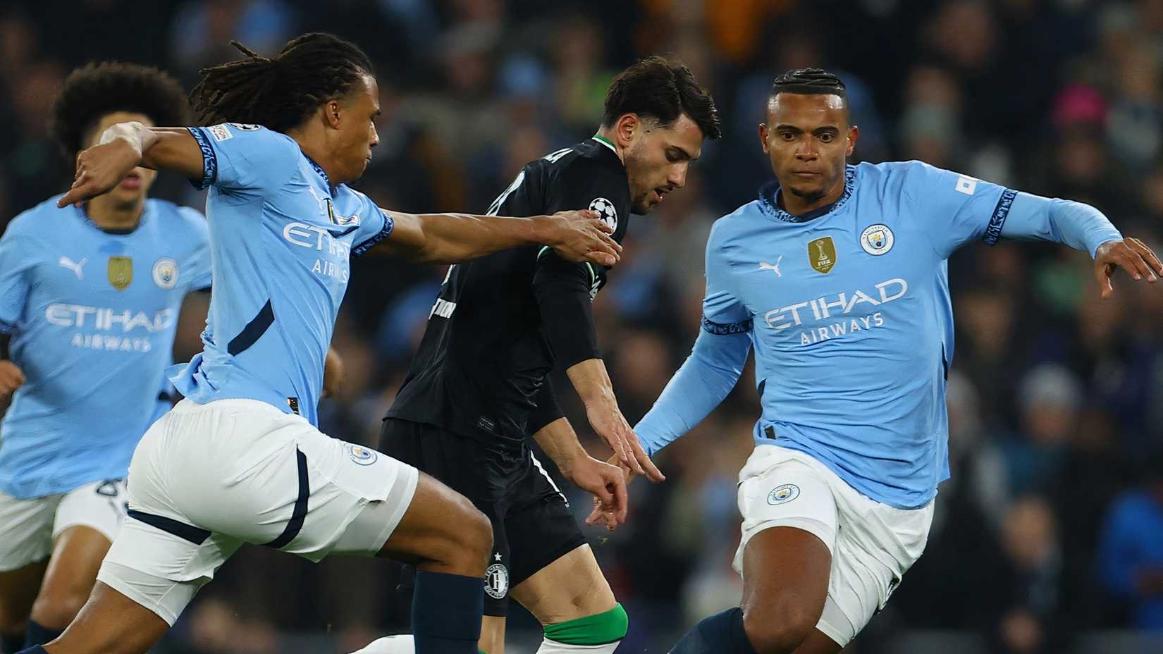 Leicester City closing in on transfer agreement for Feyenoord striker ...