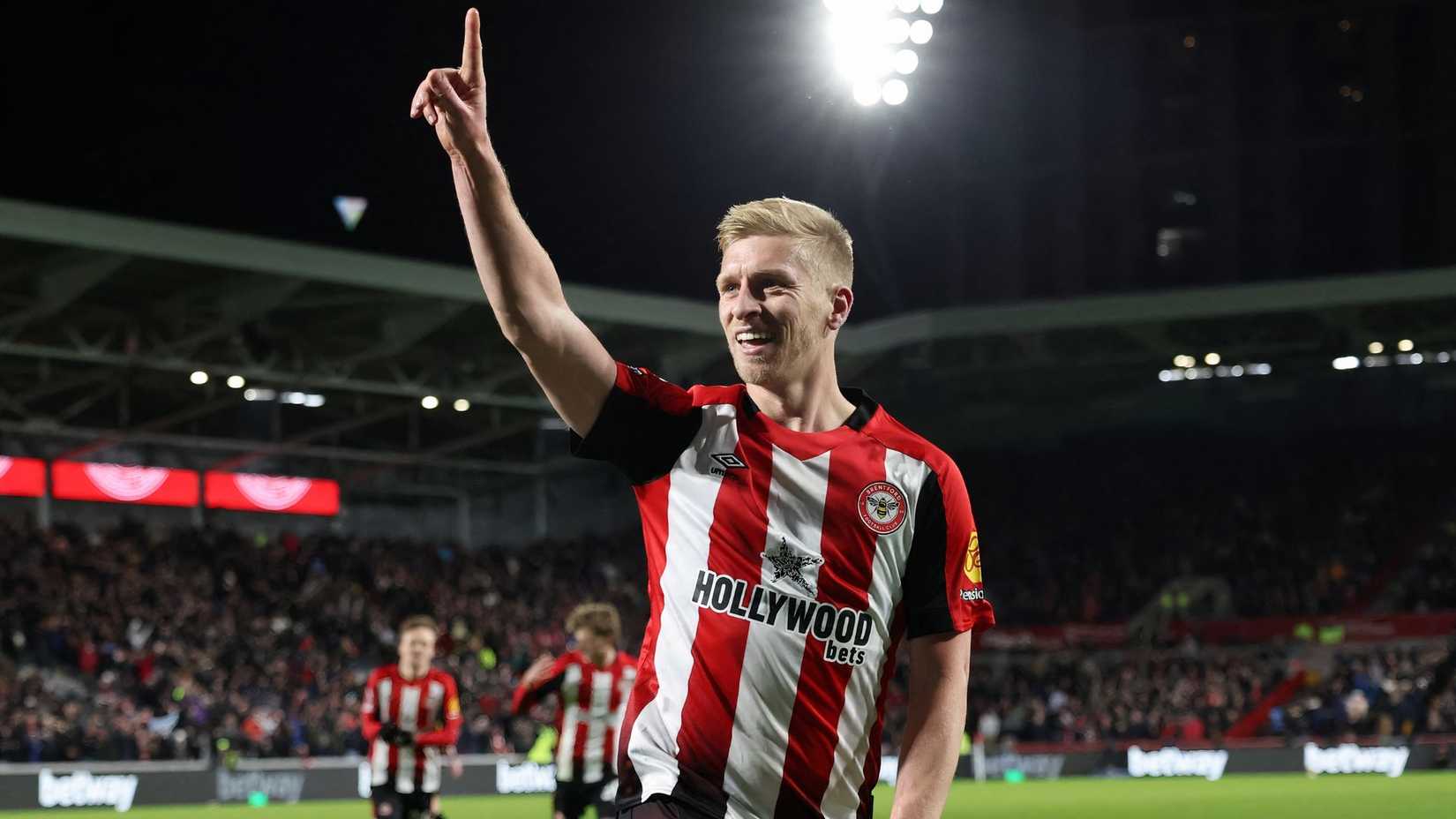 Sheffield United make move for ex-Brentford defender Ben Mee