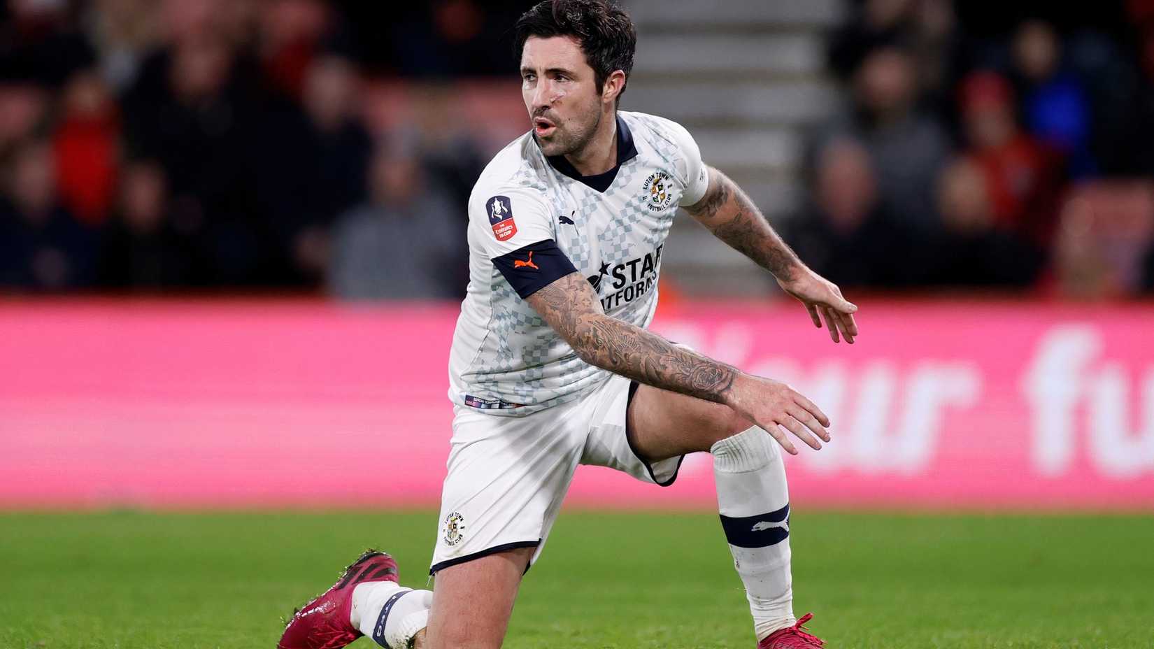 Swansea City: Alan Sheehan will be the envy of Graham Potter, Steve ...