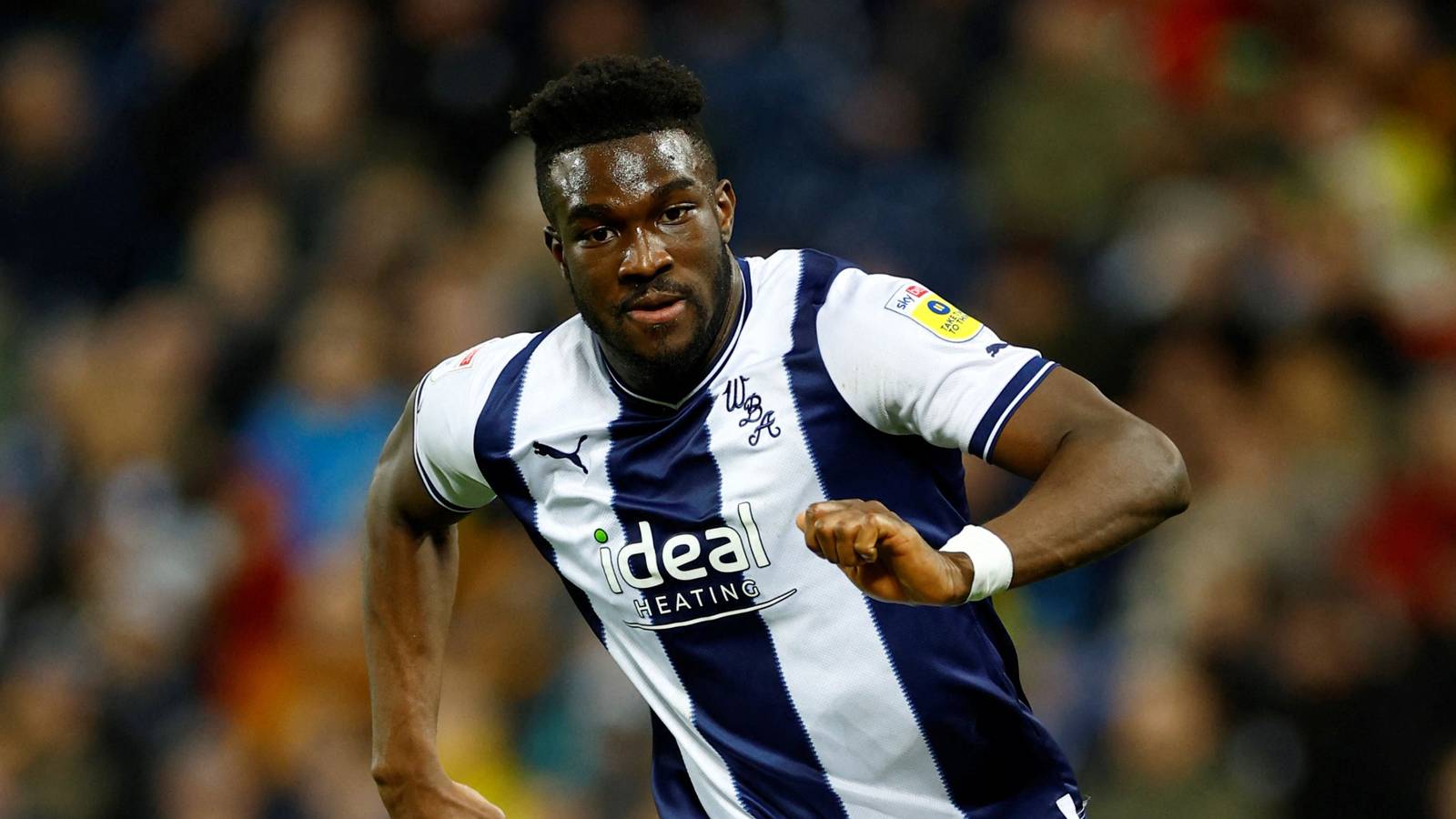 Daryl Dike breaks silence on West Brom situation leaving him "embarrassed"
