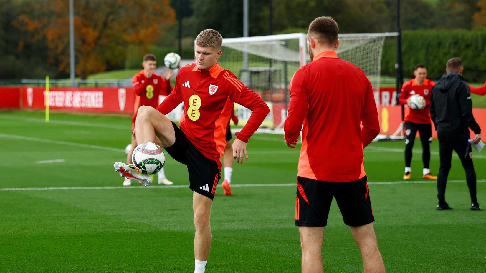 Marti Cifuentes drops Leicester City, Jordan James transfer boost