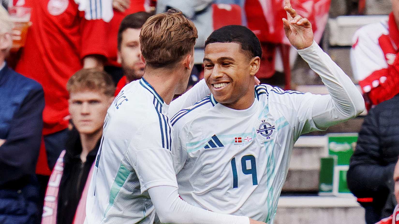 Southampton backed to make Shea Charles transfer decision - "I'd be ...