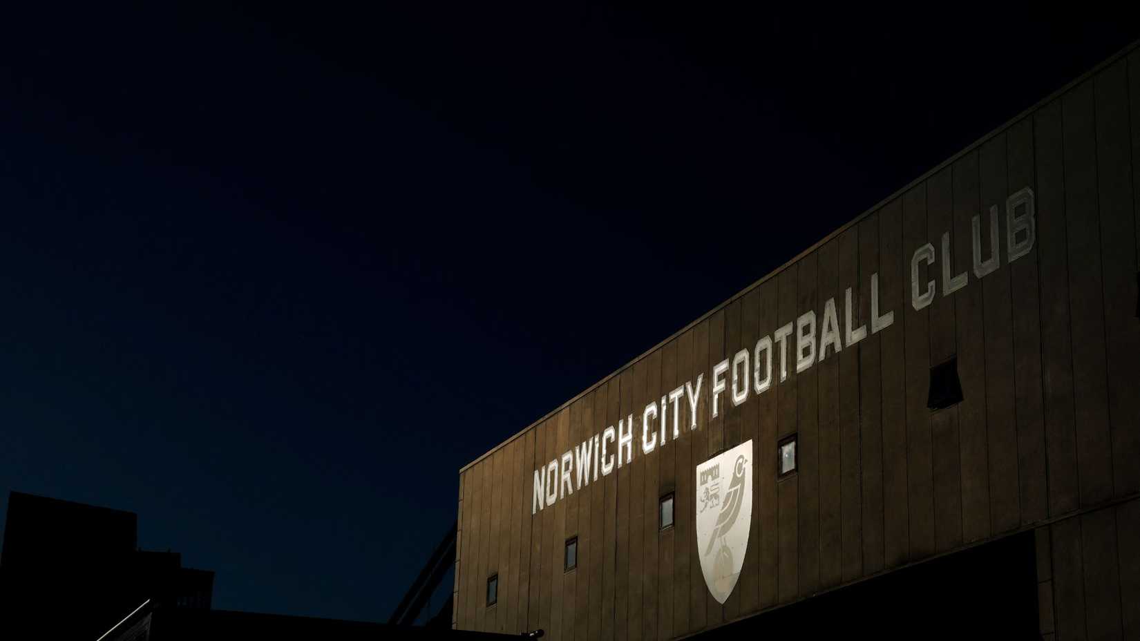 Norwich City close in on Liam Manning replacement - many fans are ...