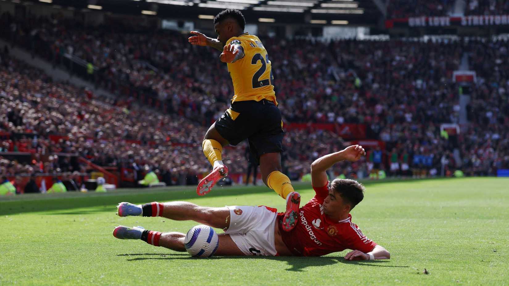 Sheffield Wednesday's Harry Amass agreement with Man Utd shows the mess ...