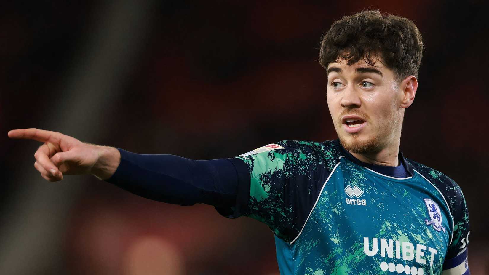 Exclusive: Lee Hendrie names the 3 best midfielders in the EFL ...