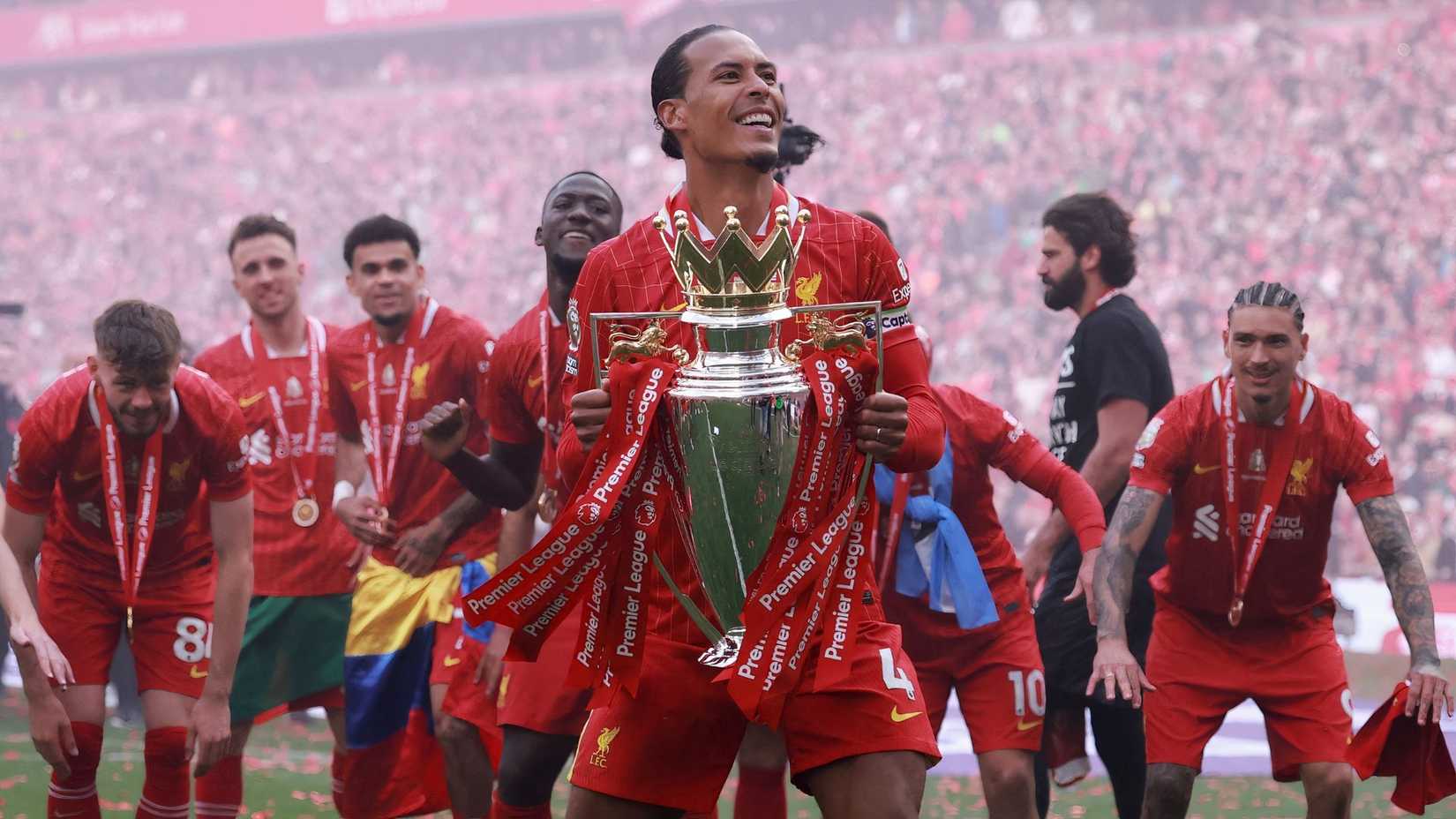 Southampton struck transfer gold with Celtic deal - Sunderland were the ...