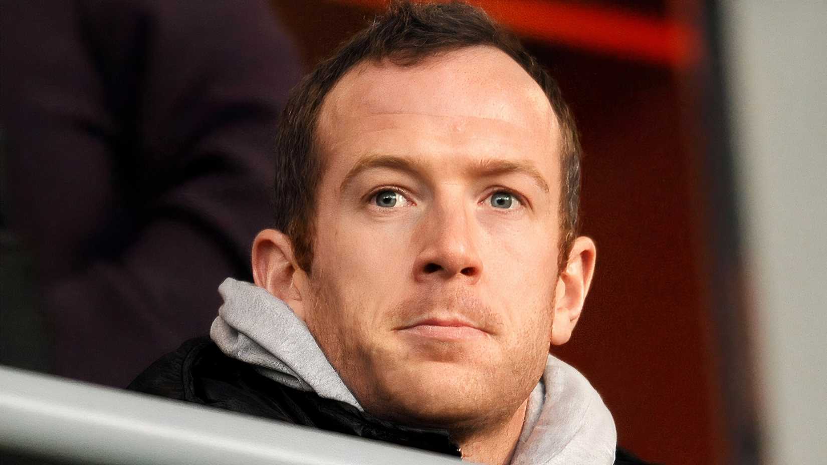 Blackpool plot move for Charlie Adam to replace Steve Bruce