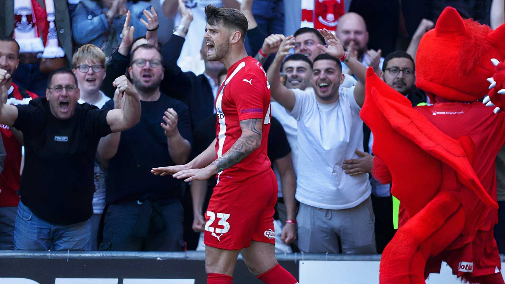 How much Richard Kone earns at QPR compared to Charlie Kelman at ...