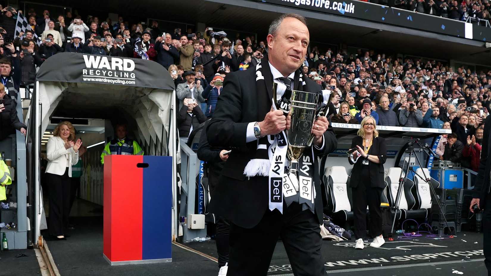 Sheffield Wednesday takeover stumbling block emerges - it involves ...