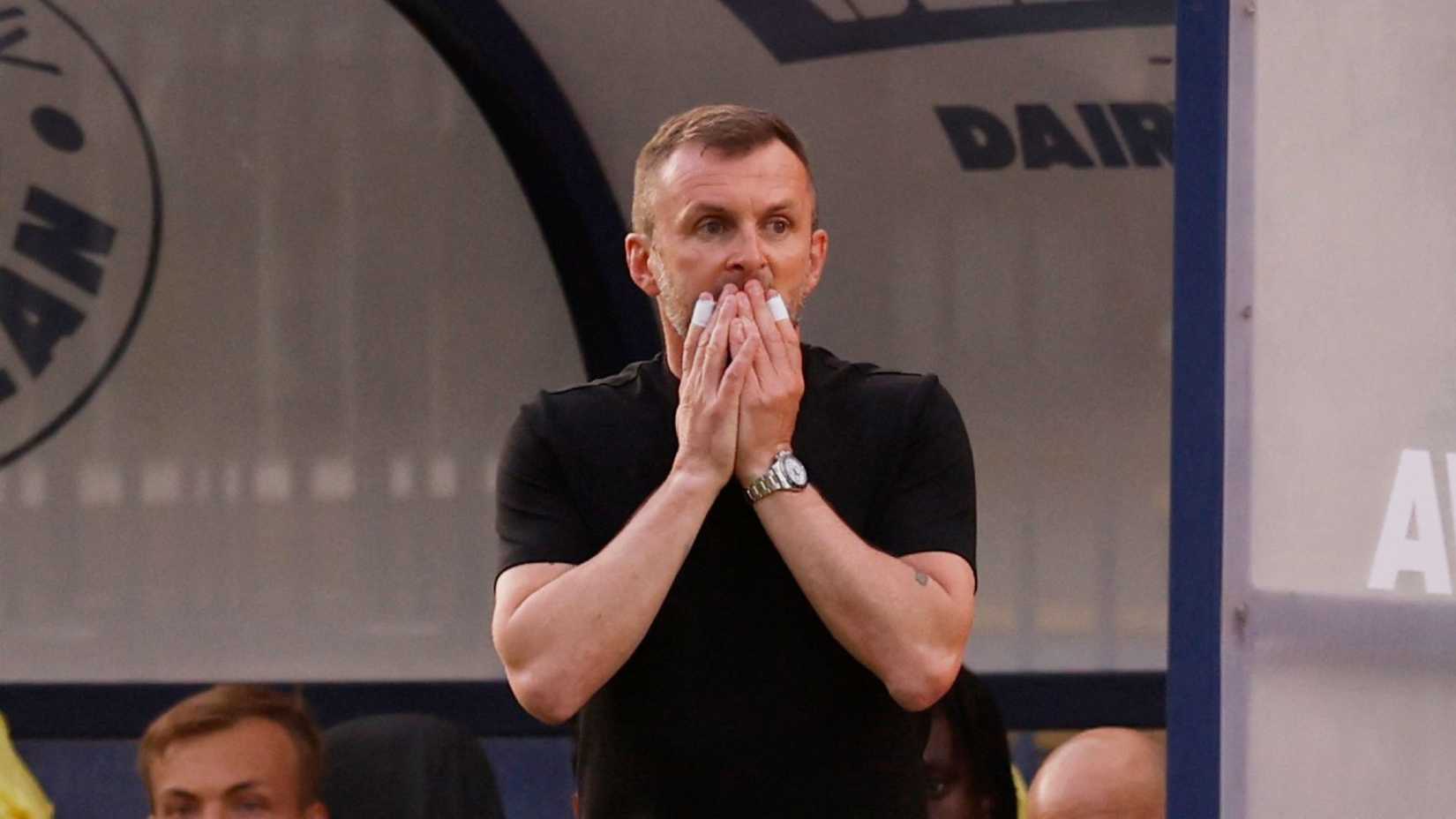 Nathan Jones criticised over handling of Charlton Athletic's Rob Apter ...