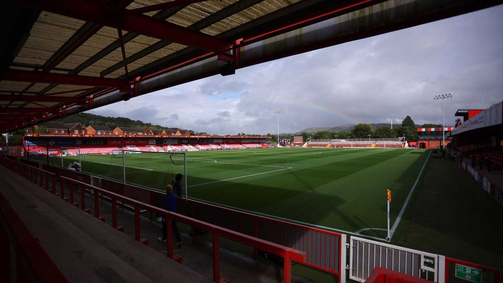 Reading FC, Bradford City and Chesterfield in transfer battle for ex ...