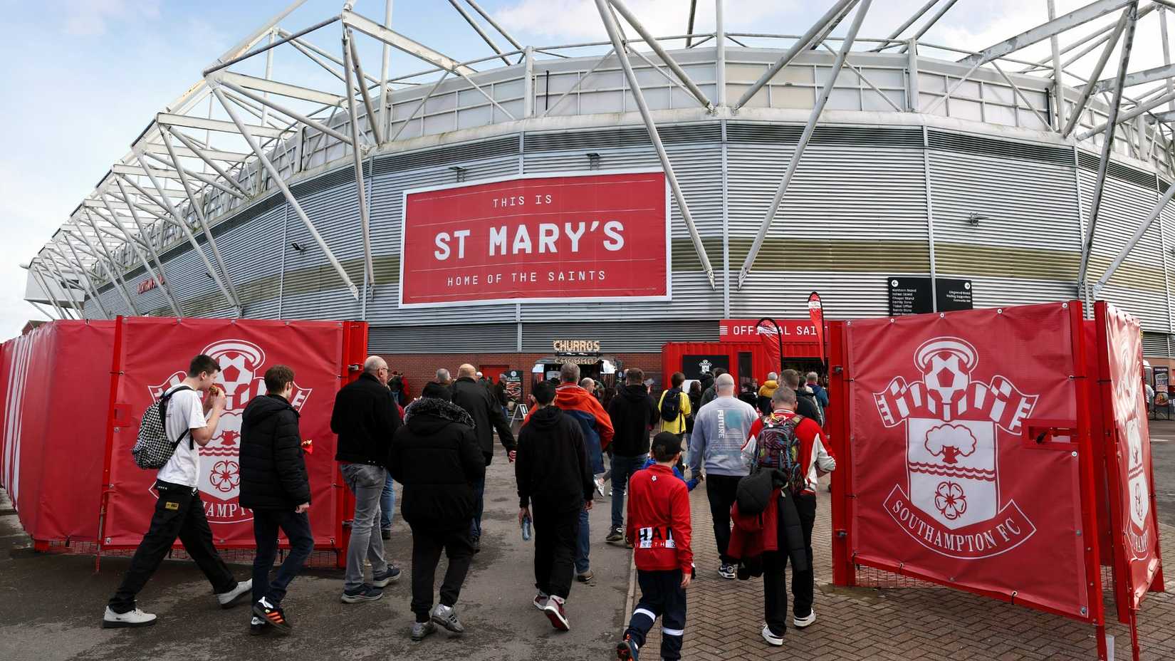 Southampton sent clear message over Johannes Spors exit fear - "might ...