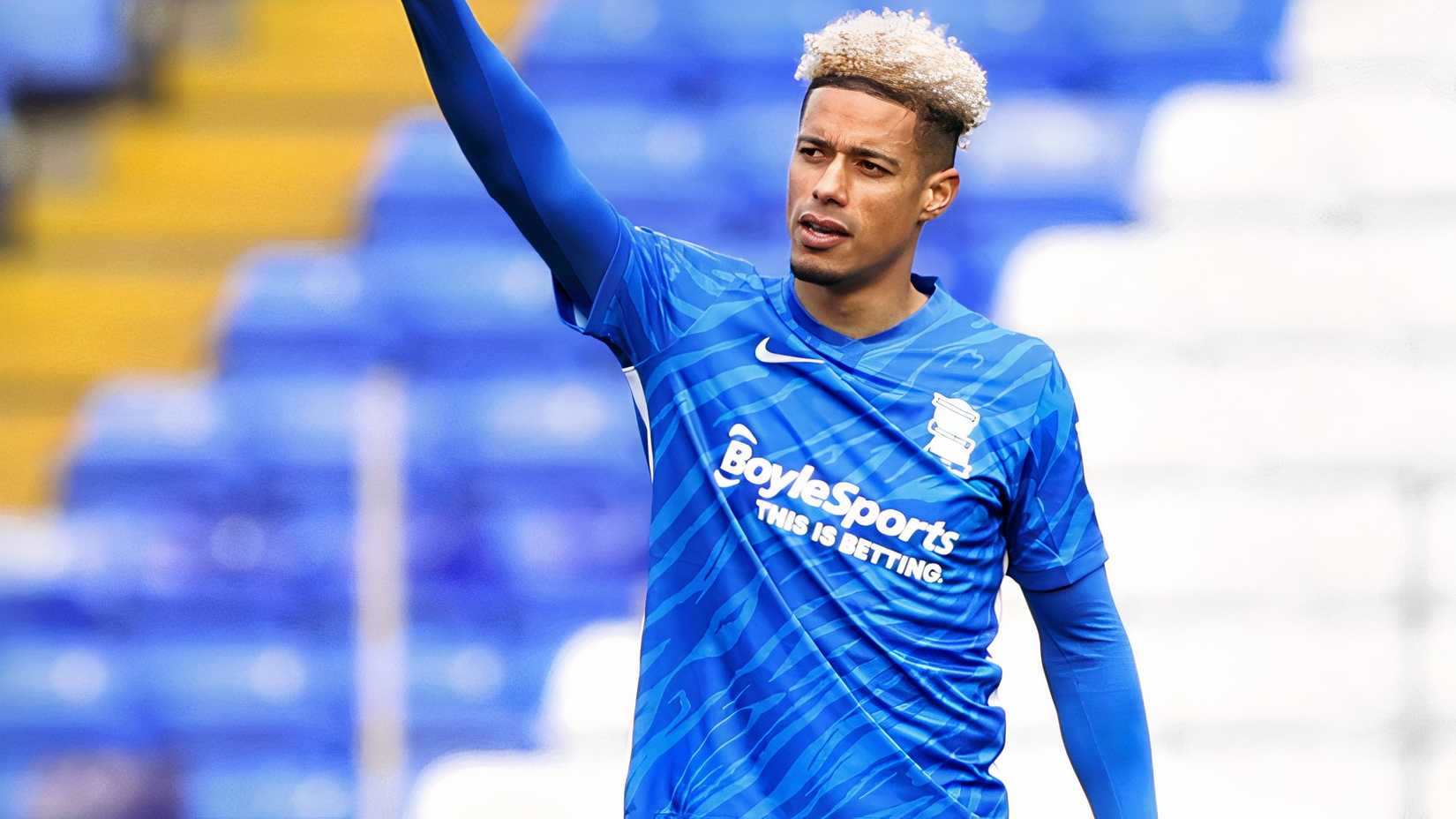 Lyle Taylor reacts as Troy Deeney's Birmingham City dig resurfaces - "I'm not your competition"