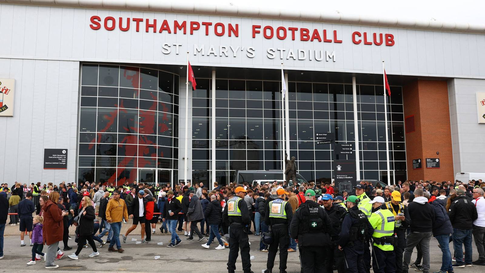 Big Southampton FC manager search emerges - Tonda Eckert set for ...
