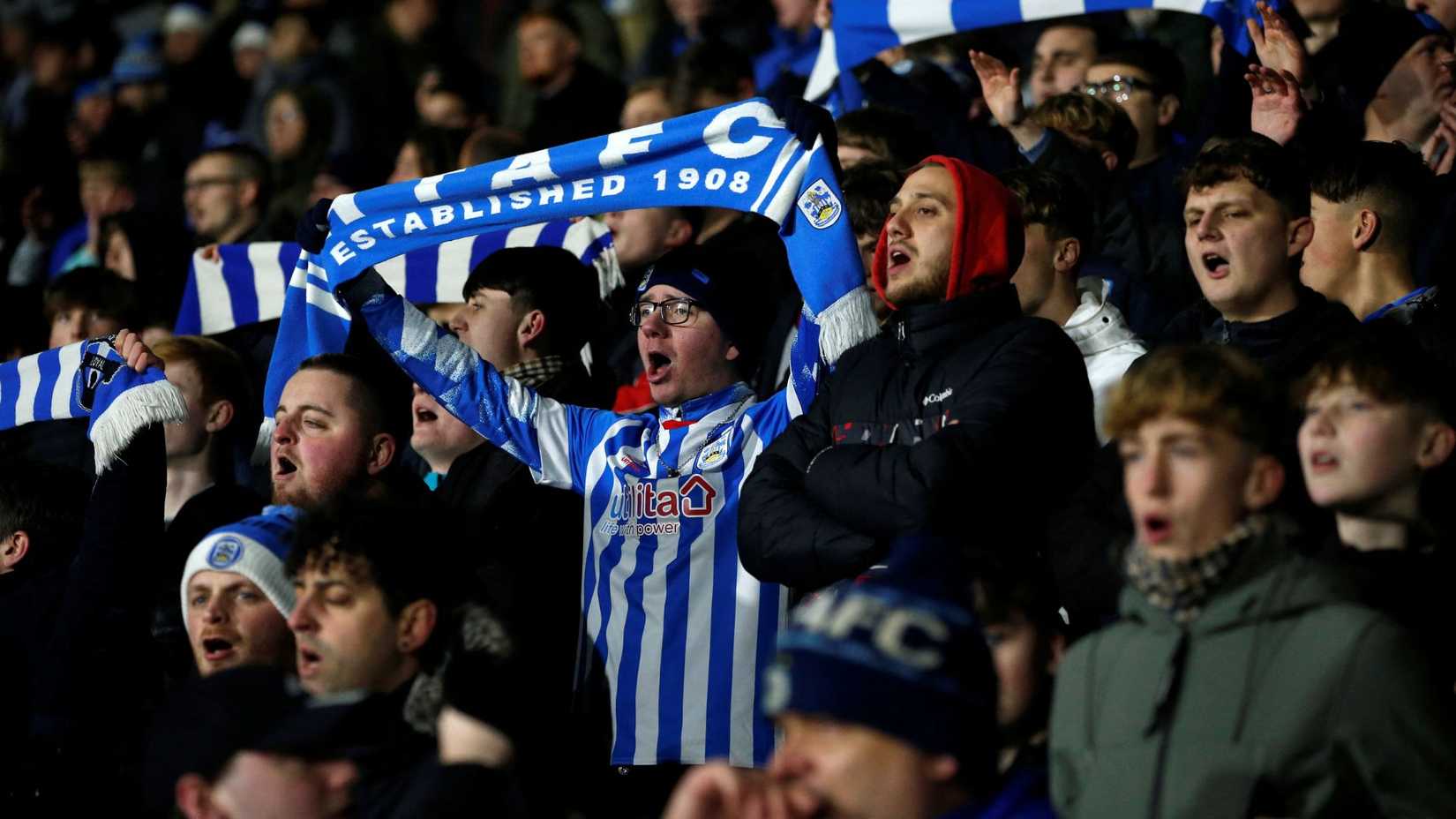 Kevin Nagle takes swipe at Huddersfield Town fan after Lee Grant sack call