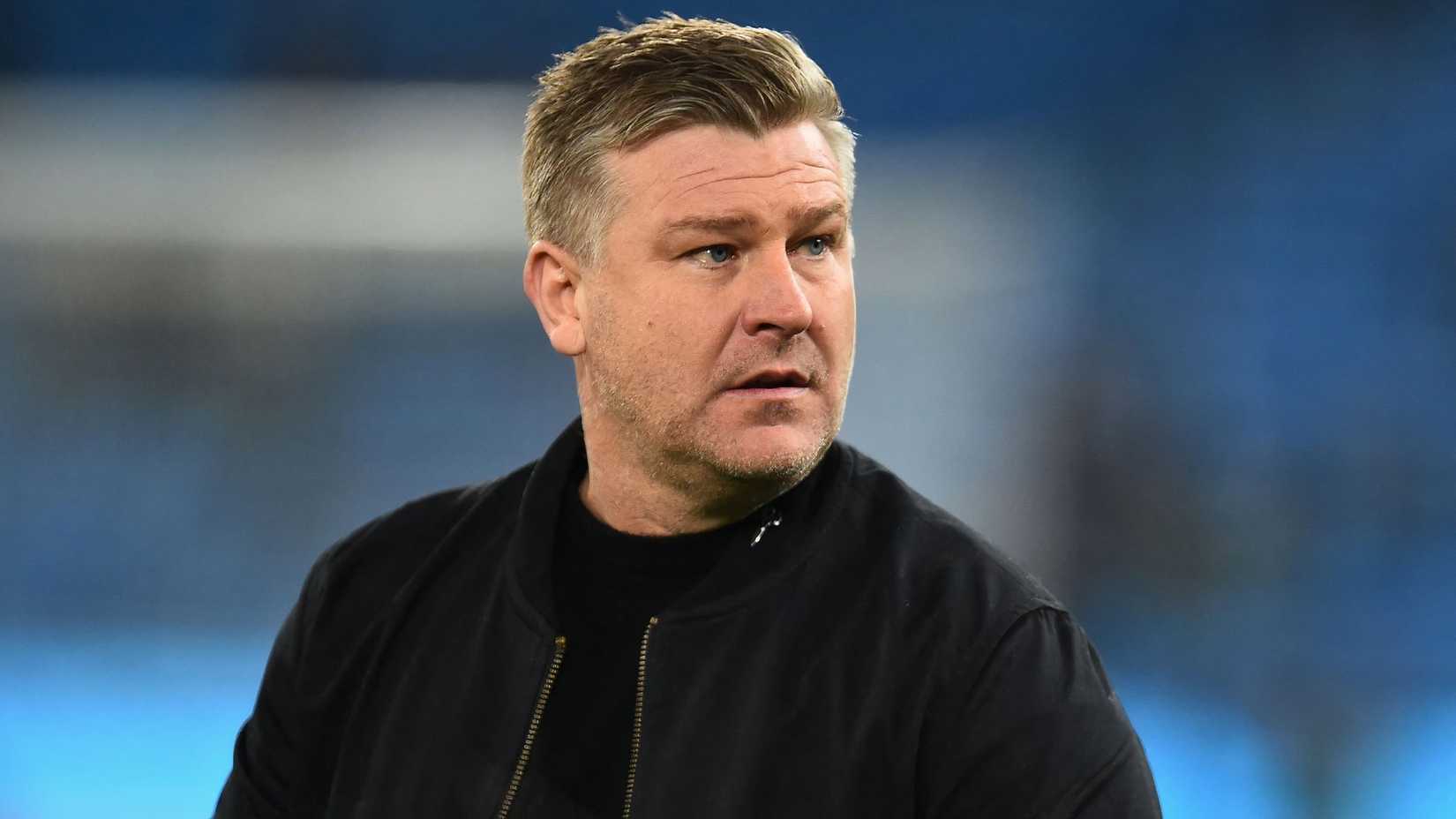 What Karl Robinson has said about Paul Scholes & Gary Neville's ...