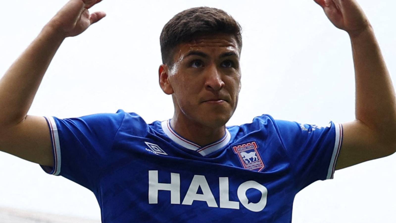 How Ipswich Town players feel about Marcelino Nunez - Jaden Philogene ...