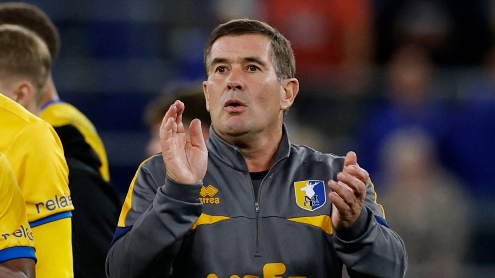 Nigel Clough demands EFL orders Mansfield Town v Stockport County ...