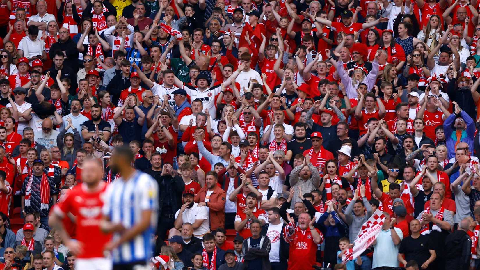 Barnsley backed to seal Conor Chaplin transfer