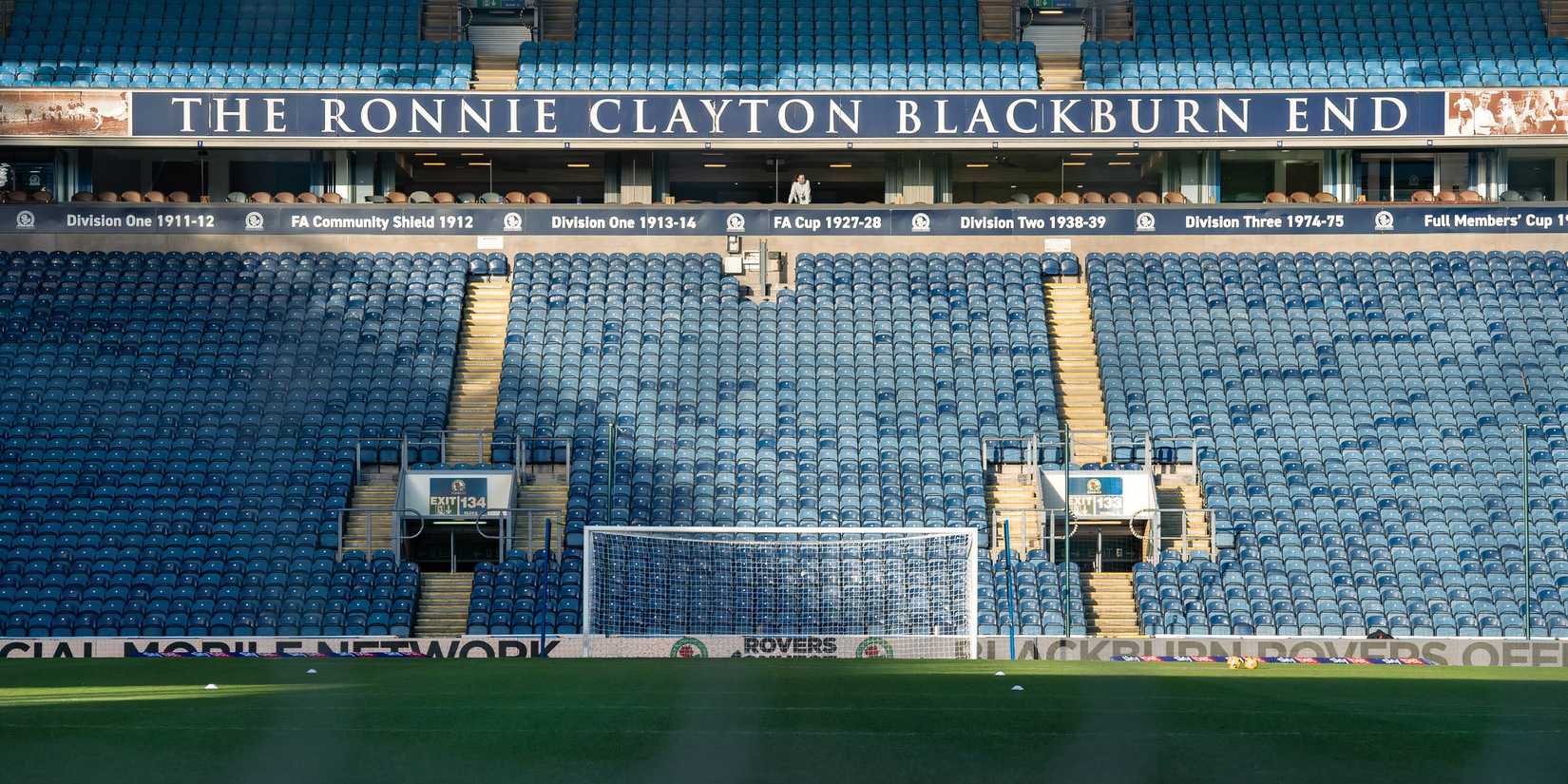 Blackburn Rovers ruled out of signing Barnsley's Reyes Cleary - Rudy ...
