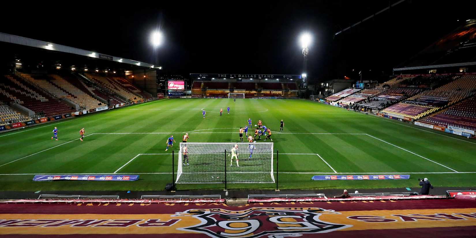 Bradford City: Graham Alexander delivers transfer update - ‘endless pot ...