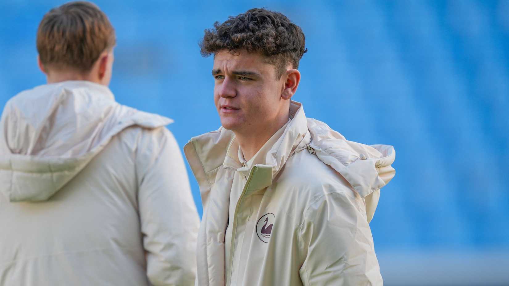 Stockport County should move for Barnsley & Lincoln City striker target ...