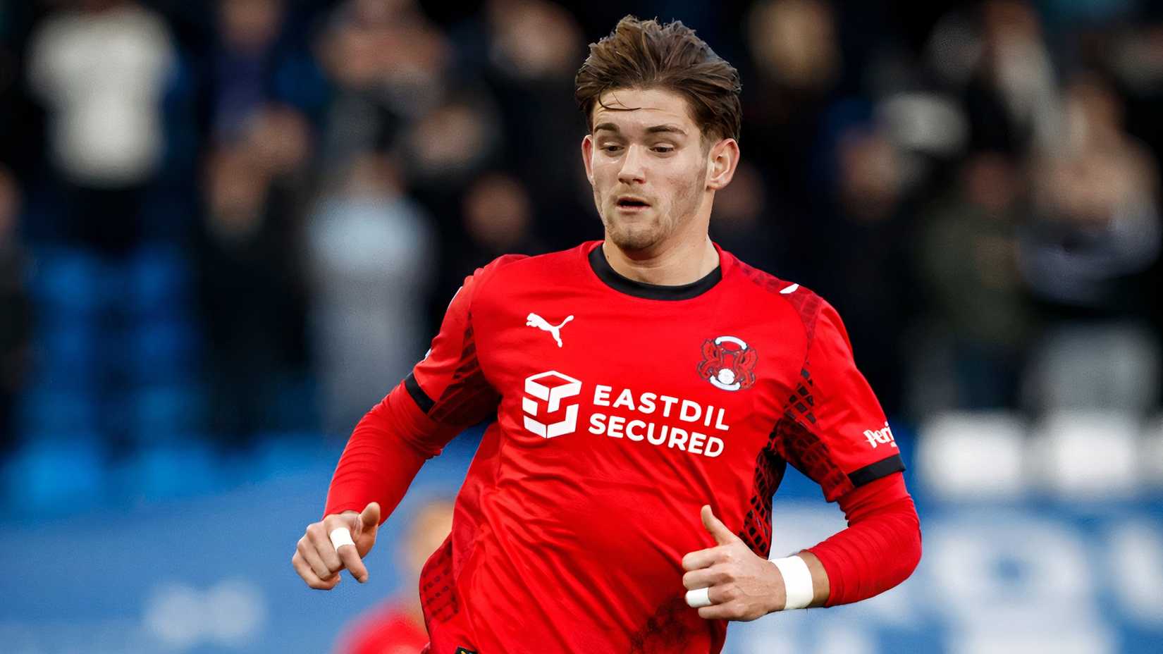 Bristol City should solve striker woes with 15-goal EFL man ...