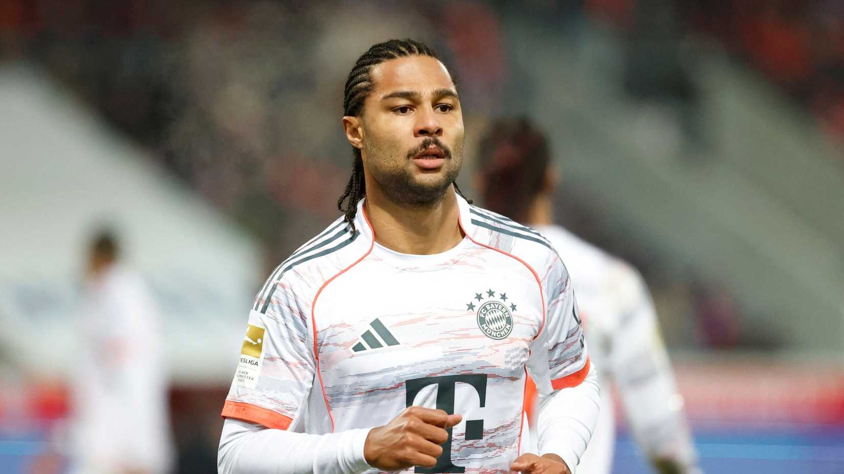 Tony Pulis will never forget West Brom, Serge Gnabry claim - Bayern ...