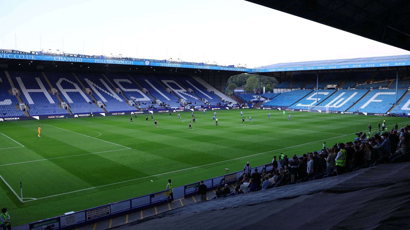 Sheffield Wednesday in Man Utd talks as new deal could loom