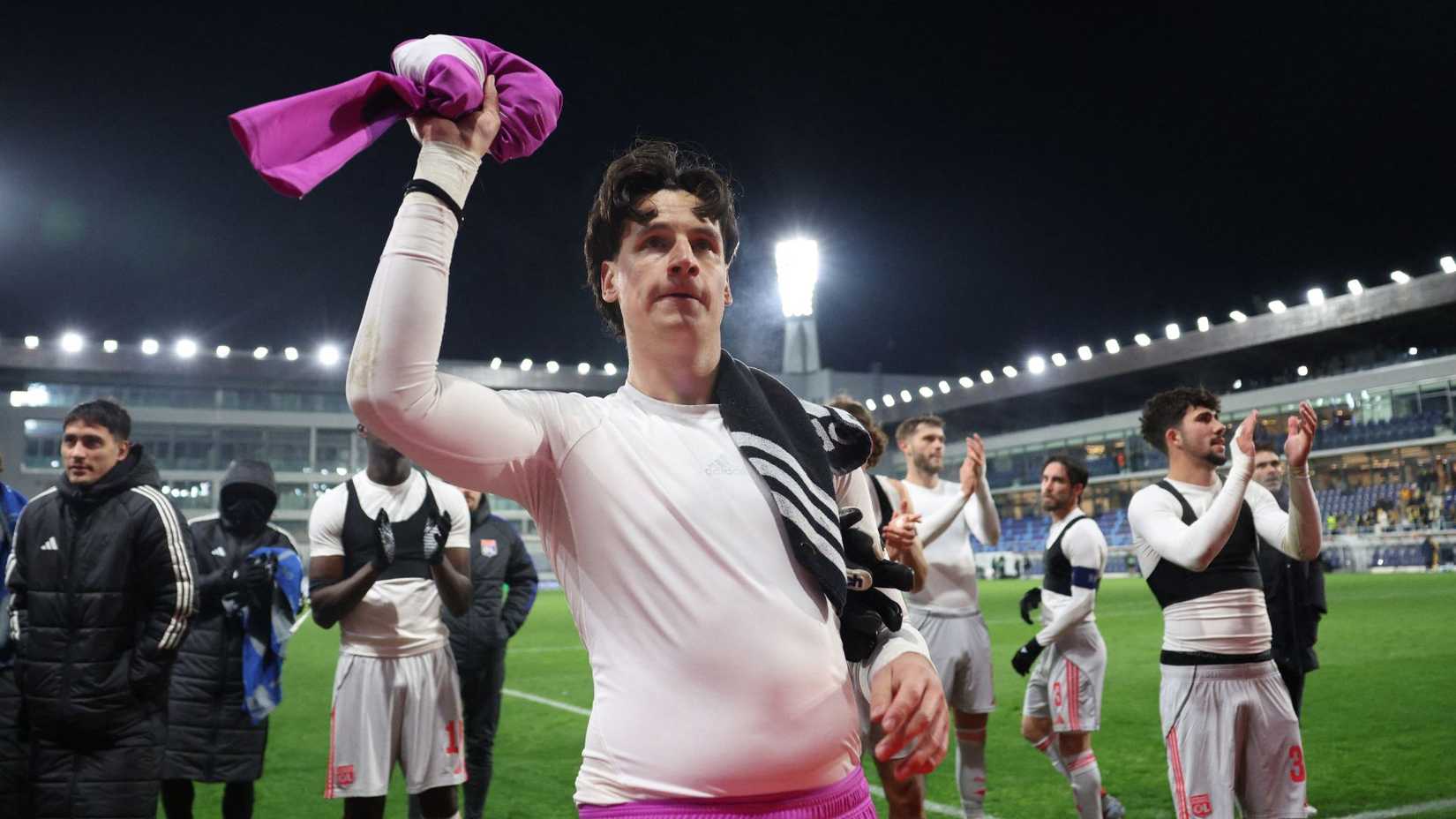 Hull City facing West Brom transfer competition for Lyon goalkeeper ...