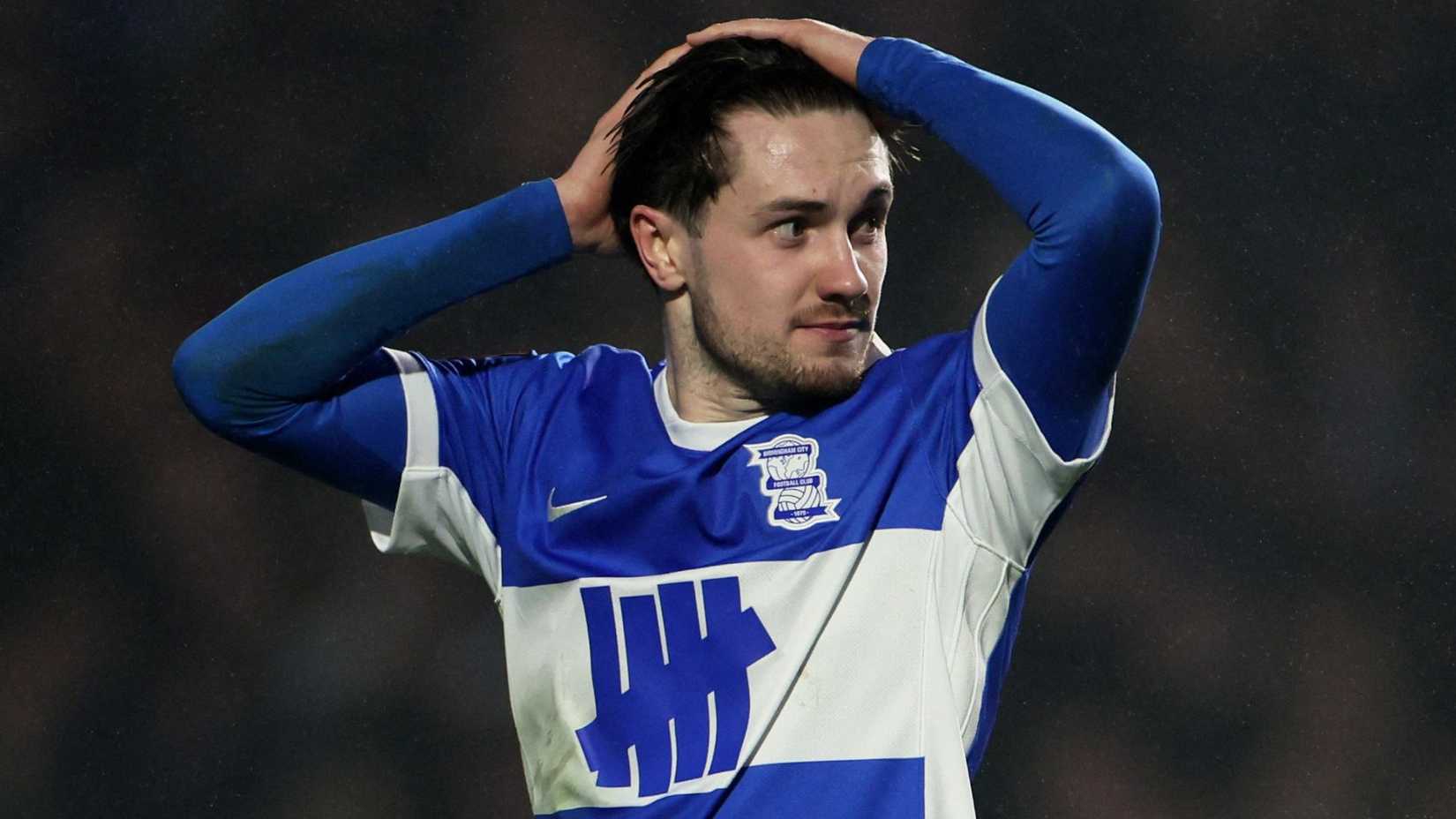 Scott Wright must seal Birmingham City exit ASAP - he may regret ...