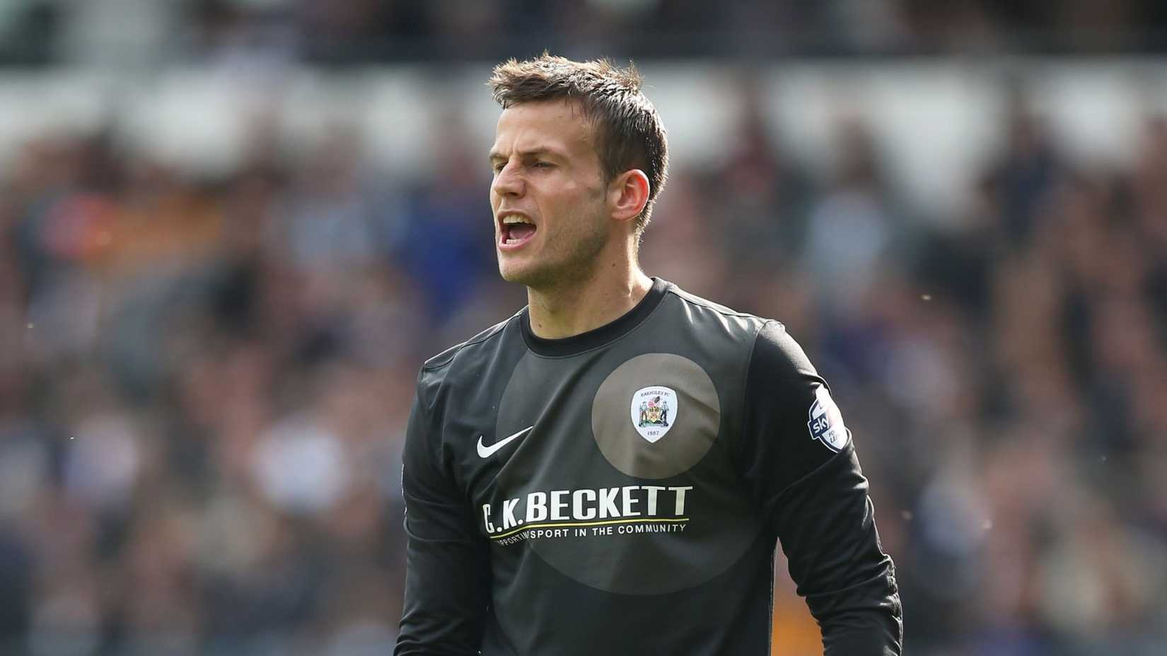 Luke Steele reacts to big Tom Bradshaw moment - Barnsley fans will love ...