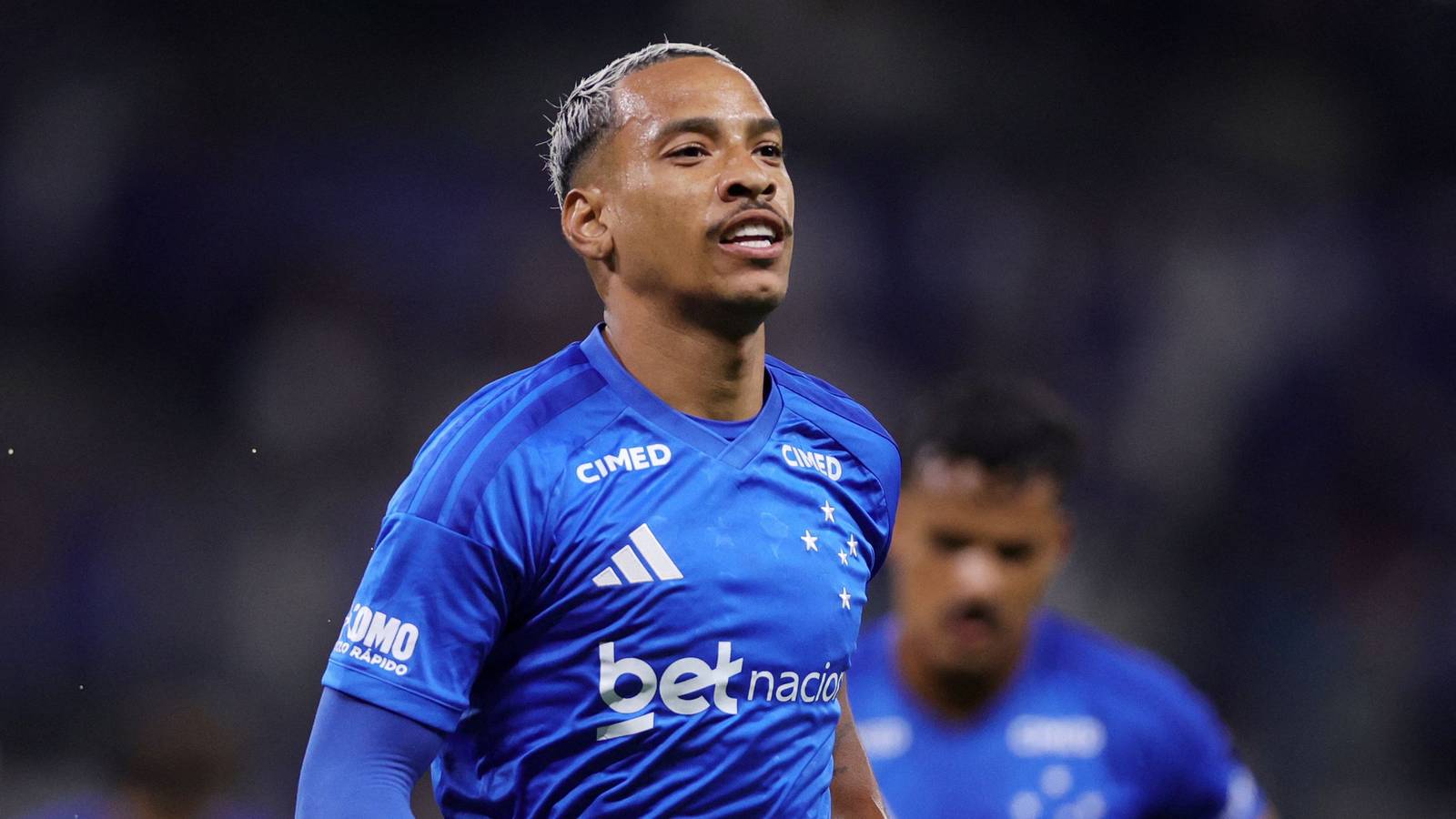 West Brom: Jake Livermore reacts to big Matheus Pereira moment