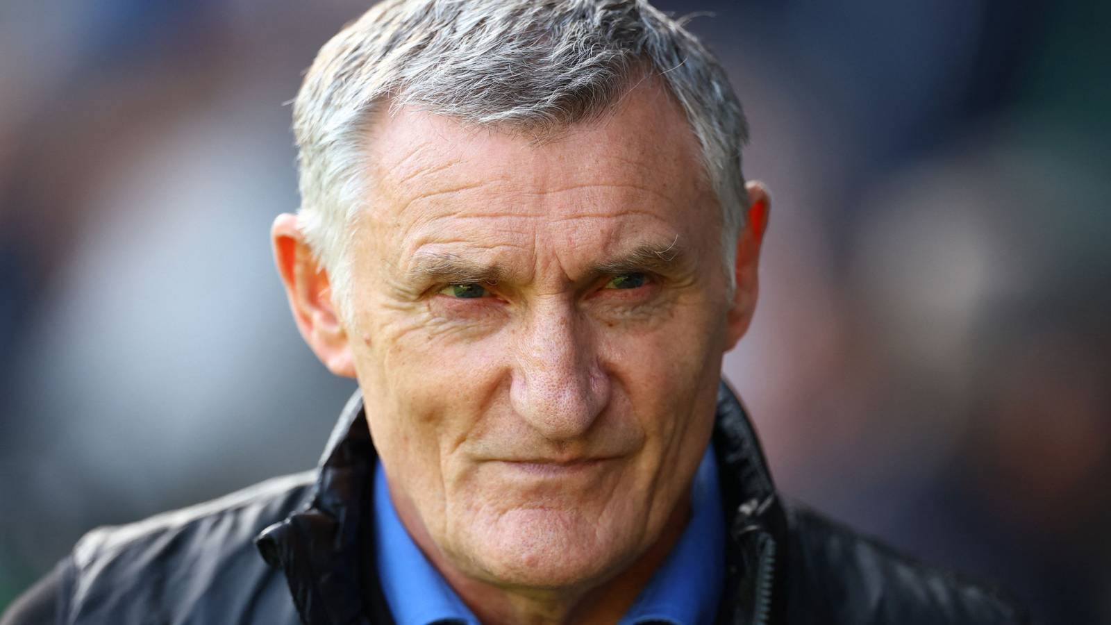 West Brom told to avoid Tony Mowbray - he made 'questionable choices'