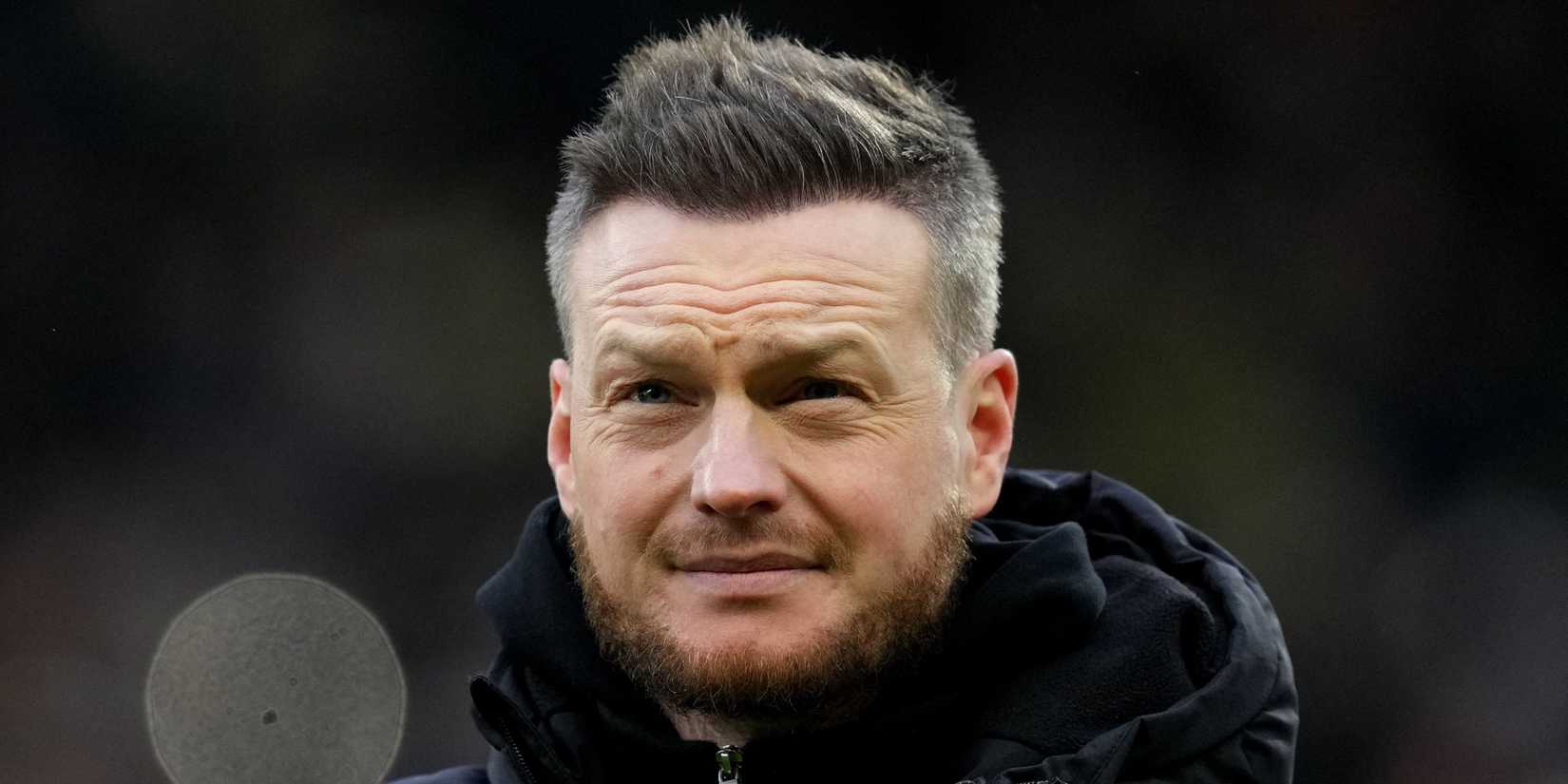 QPR, Middlesbrough 'make contact' with Filipe Luis amid manager situation