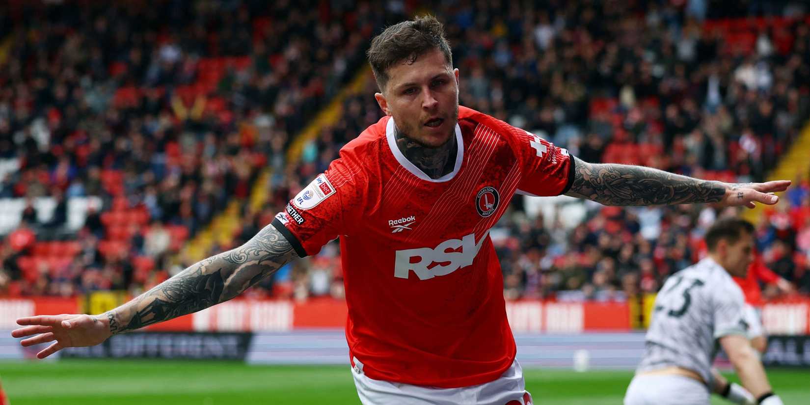 Lyndon Dykes transfer twist emerges as Burnley, Middlesbrough claim made