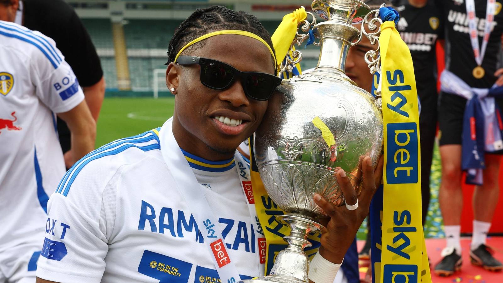 Largie Ramazani's weekly wage: How much Norwich City might have to pay ...