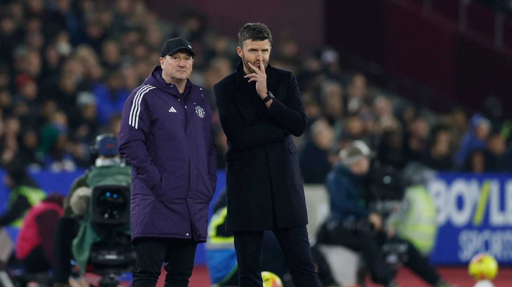 Steven Gerrard eyeing ambitious Man United raid if he lands Burnley ...