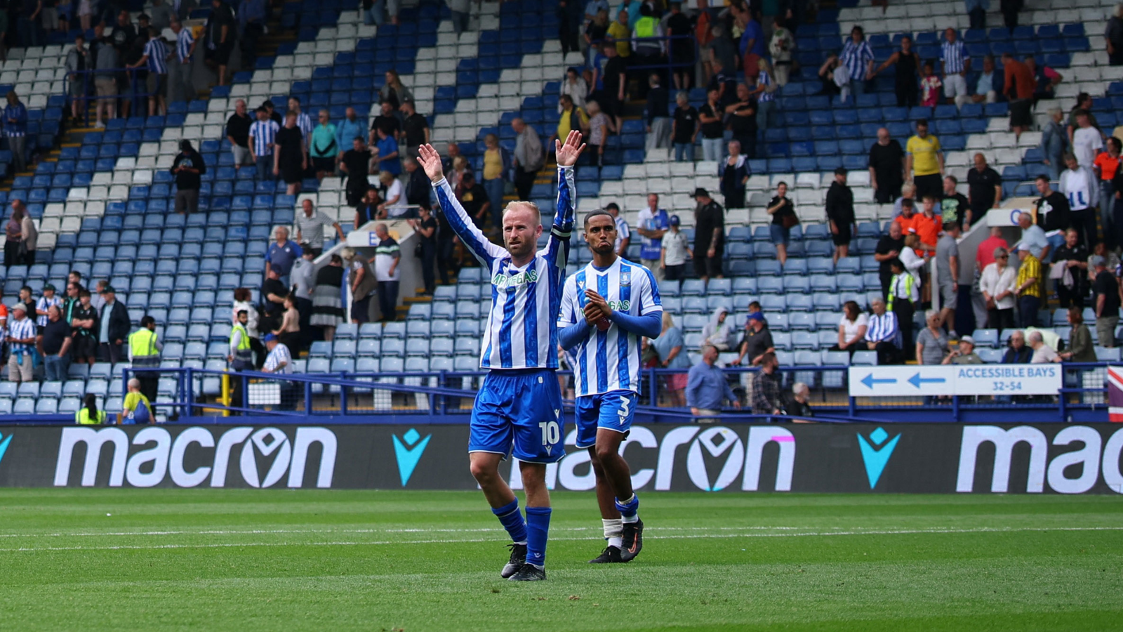 Liam Cooper and Barry Bannan react to new Max Lowe update at Sheffield ...