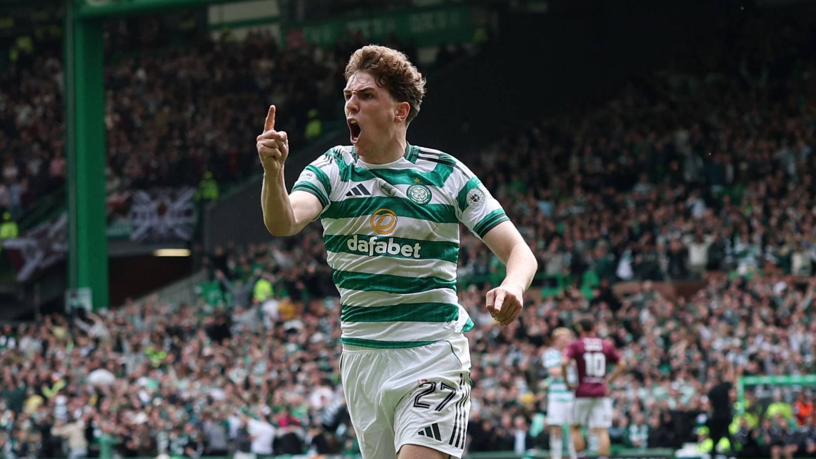 West Ham face Nottingham Forest and Sunderland battle to seal Celtic deal