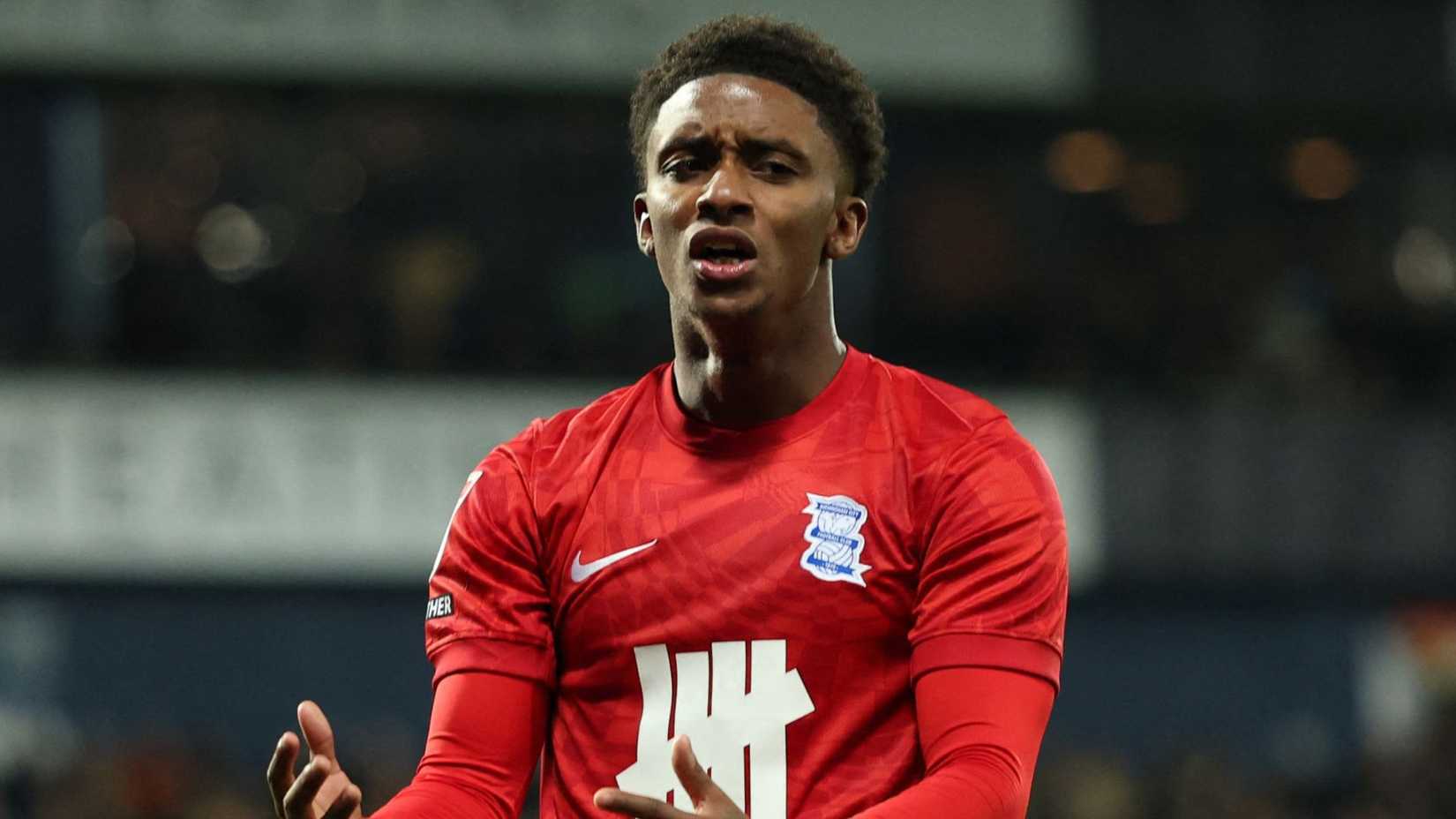 How much money Demarai Gray earns at Birmingham City as exit threat drops