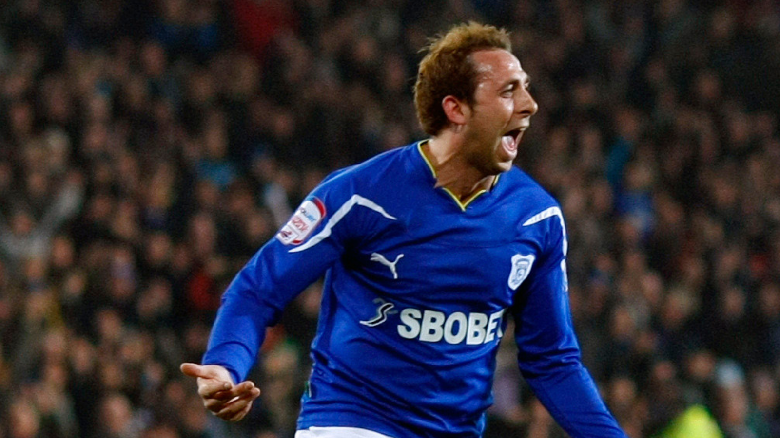 Cardiff City & Blackpool icon makes shock career U-turn at 42